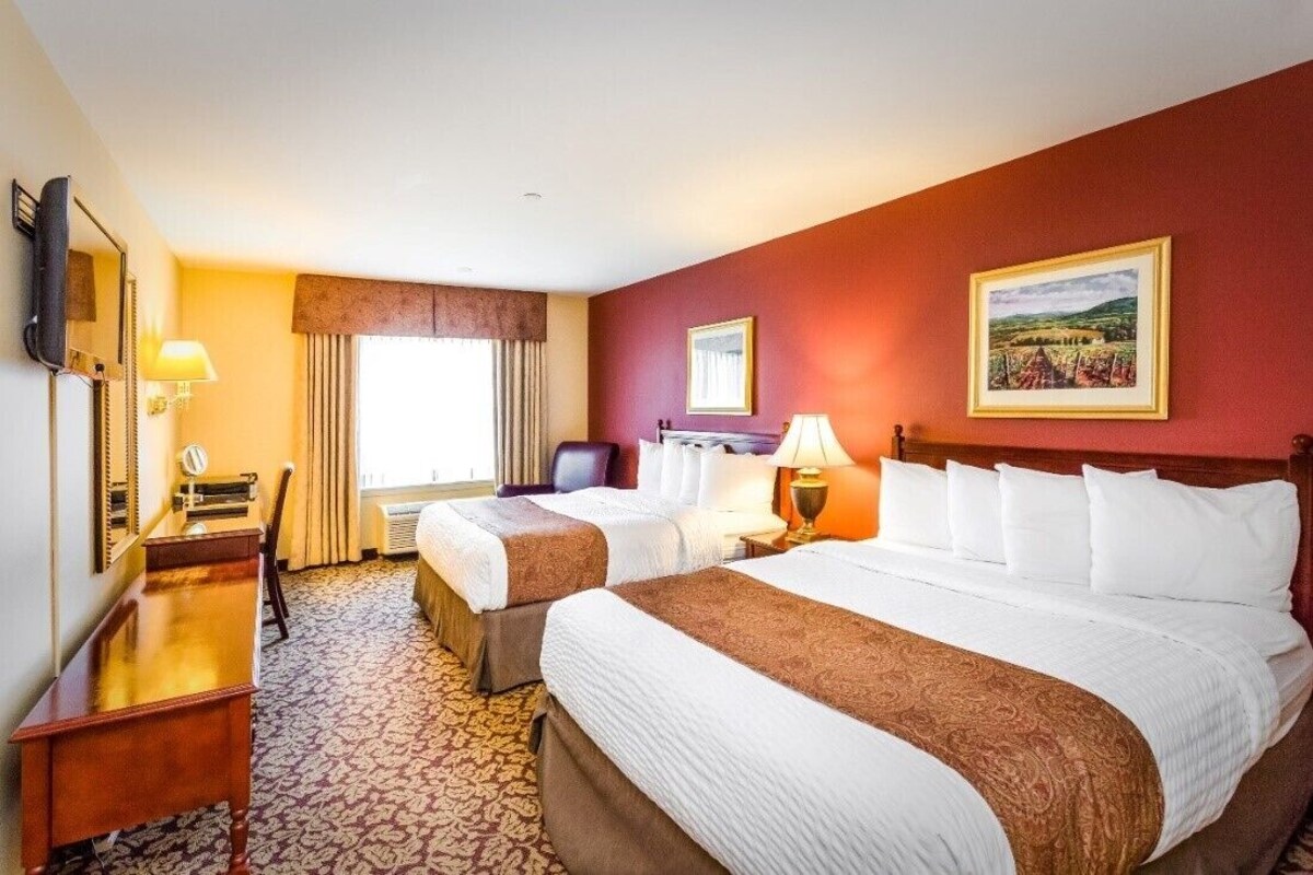 The Marcus Whitman Hotel and Conference Center Reviews, Deals & Photos ...