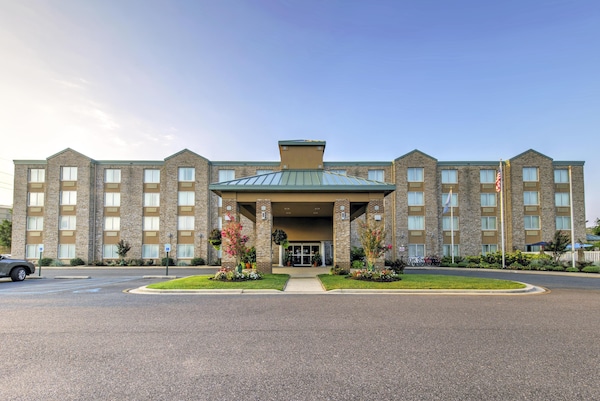 Hotel Bethany Beach - Bethany Beach, DE