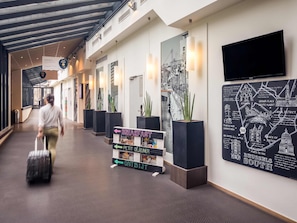 Café da manhã para viagem diário (EUR 18 por pessoa)