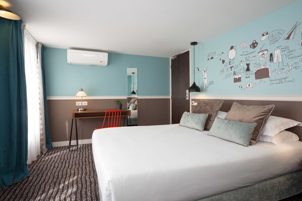 Cofre no quarto, com decoração personalizada 