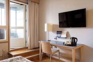 Quarto Superior, 1 cama king-size | SecretĂĄria, cortinas/cortinados opacos