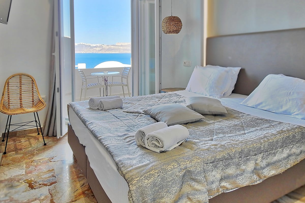 Standard Double Caldera View, balcony | Vista do quarto