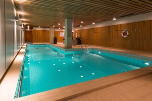 Piscina interna