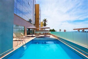 Piscina externa