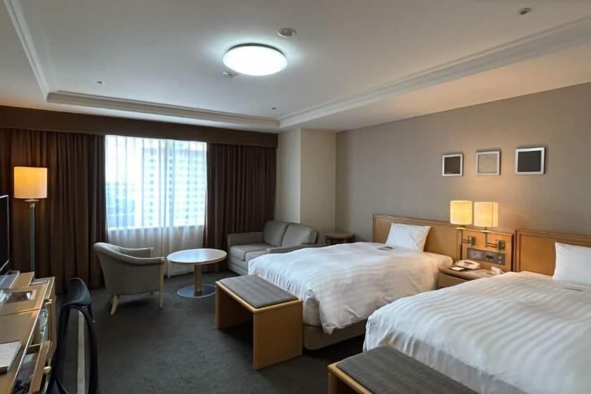 1 quarto, roupas de cama premium, cortinas blackout