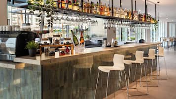 Café da manhã, almoço e jantar