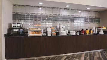 Pequeno-almoço continental incluído