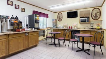 Café da manhã continental grátis todos os dias