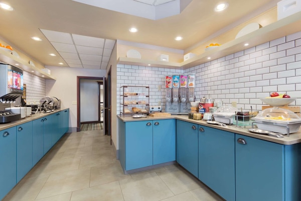 Pequeno-almoço tipo buffet incluído