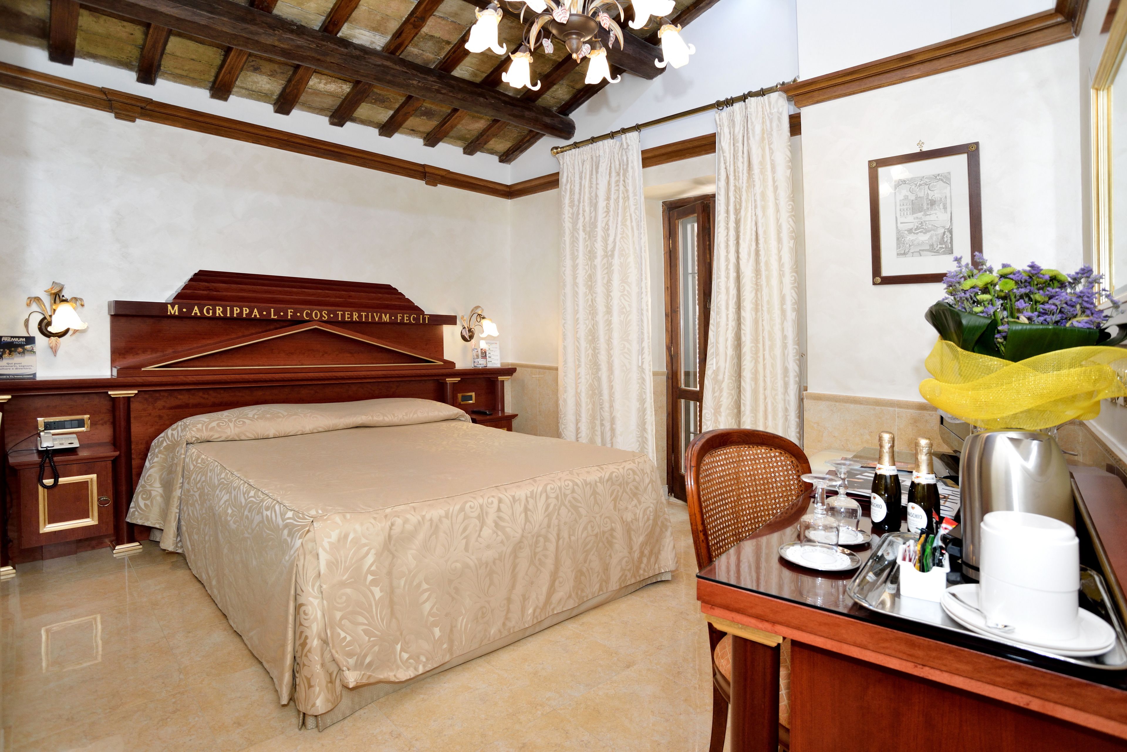 Hotel Pantheon in Rome: Find Hotel Reviews, Rooms, and Prices on Hotels.com