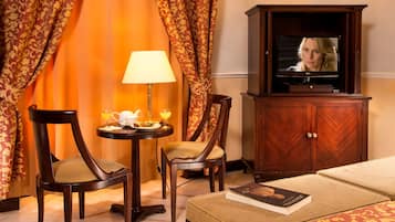 Berços (sobretaxa), Wi-Fi de cortesia, roupa de cama