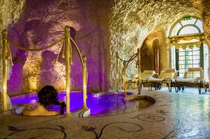 Salas para tratamentos a dois, banho turco/hammam, tratamentos corporais