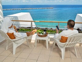Quarto Deluxe, varanda, vista para o oceano | Terraço/pátio interior