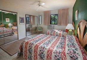 Suíte, 2 quartos | 1 quarto, cofres nos quartos, individualmente decorados