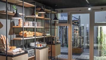 Café da manhã com buffet diário (EUR 20 por pessoa)