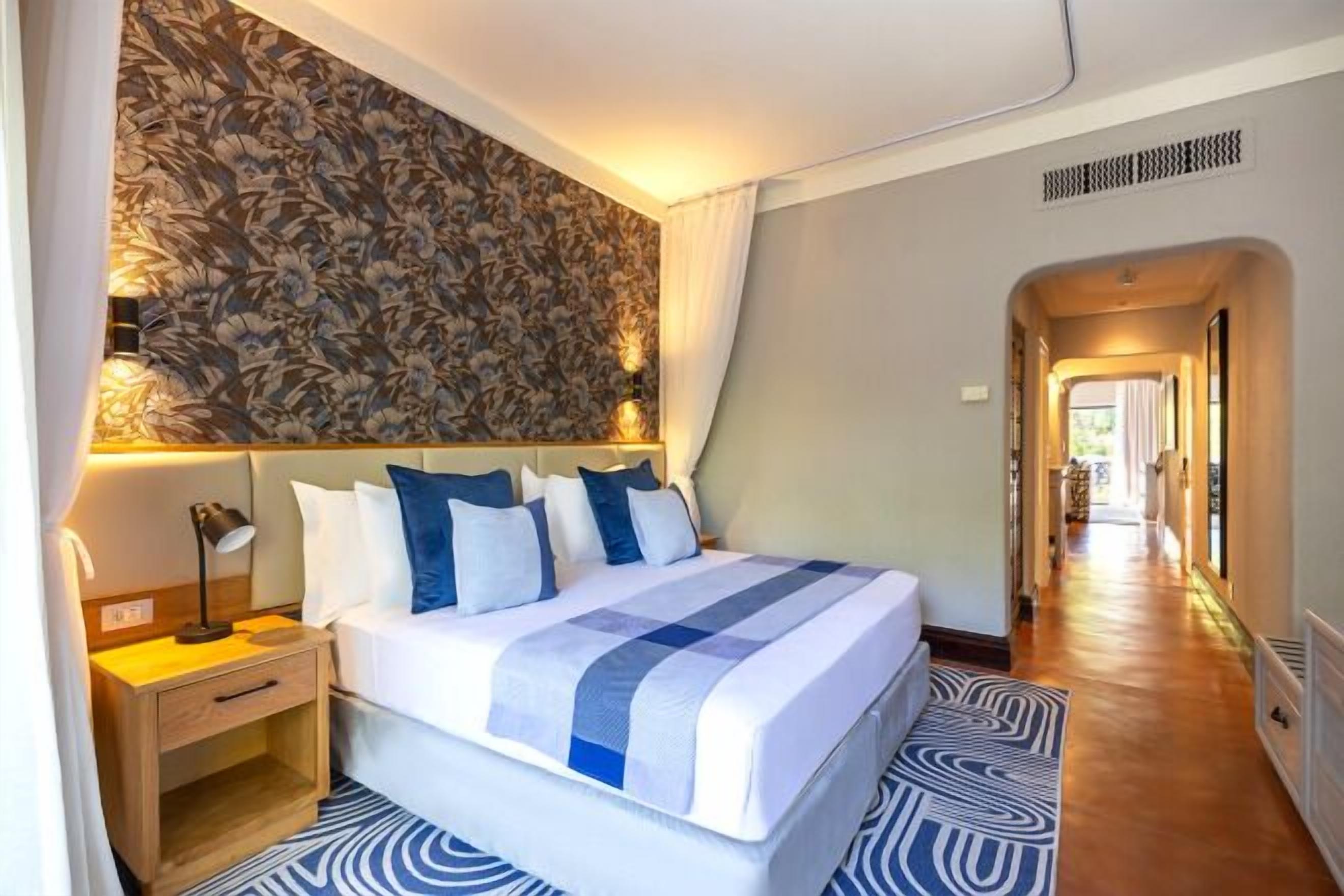 1 quarto, camas com colchões pillow-top, cofres nos quartos