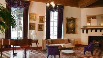 Sala de estar do lobby