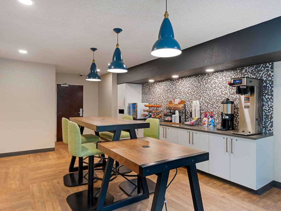 Pequeno-almoço takeaway diário incluído