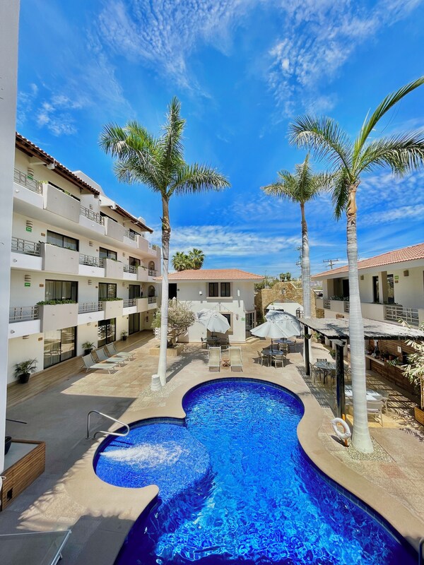 Hotel Santa Fe By Villa Group - Cabo San Lucas