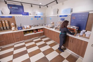 Pequeno-almoço tipo buffet diário incluído 