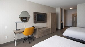 Quarto Standard, 2 camas queen-size | Roupa de alta qualidade, cofre no quarto, secretária 