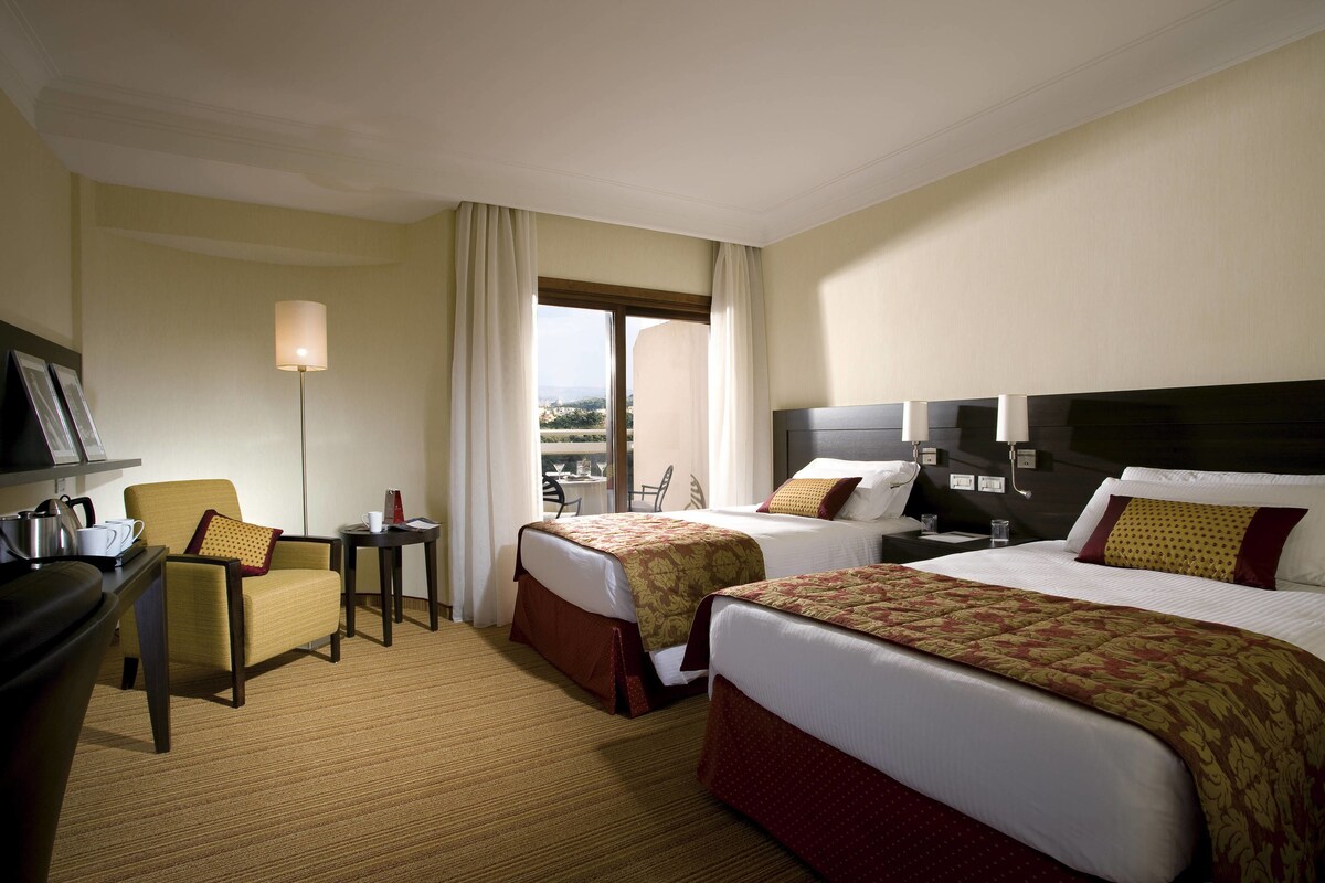 Courtyard by Marriott Rome Central Park Reviews, Deals & Photos 2022 ...