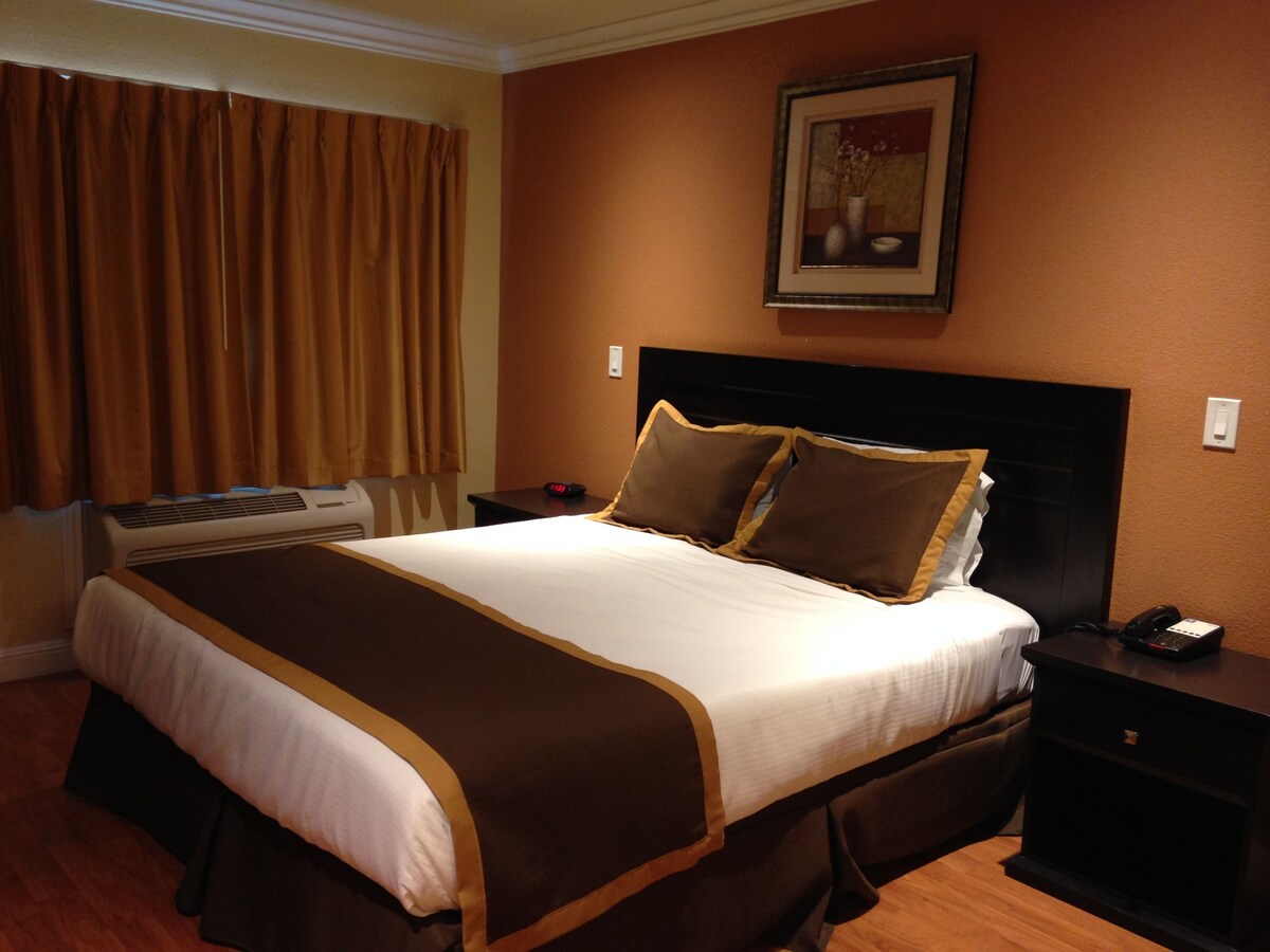 Monterey Surf Inn Reviews, Deals & Photos 2023 - Expedia