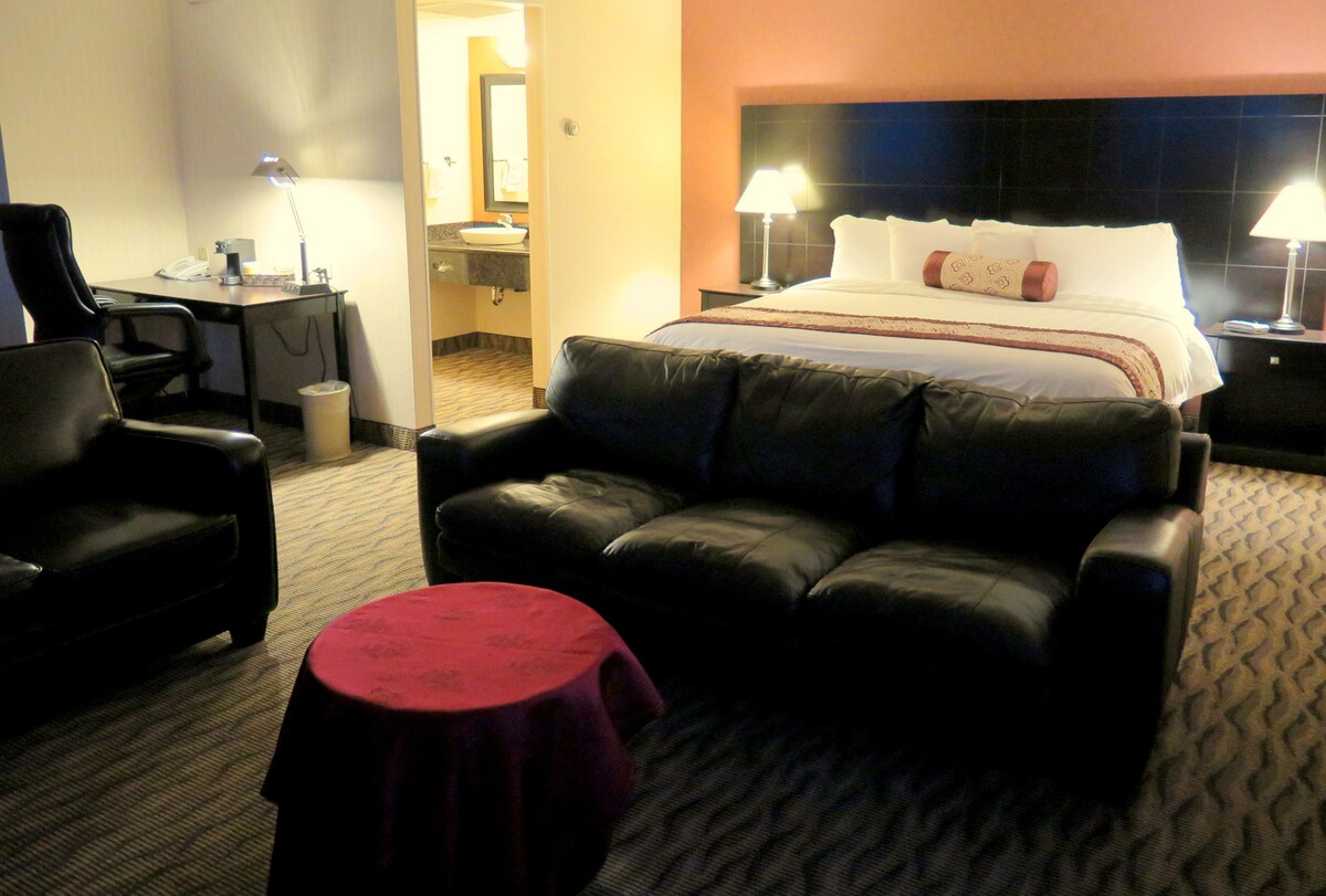 Coast Nisku Inn & Conference Centre Reviews, Deals & Photos 2023 - Expedia