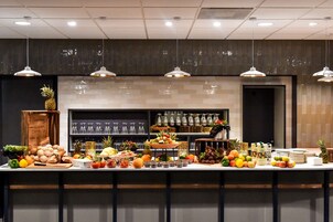 Pequeno-almoço tipo buffet diário (179 SEK por pessoa) 