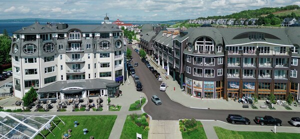 Village Suites Bay Harbor - Petoskey, MI