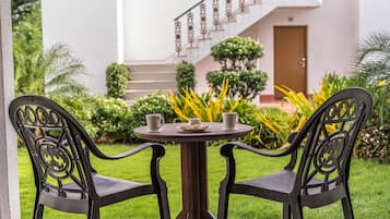 Quarto | Vista para o jardim