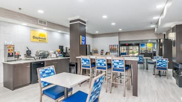 Pequeno-almoço takeaway diário incluído