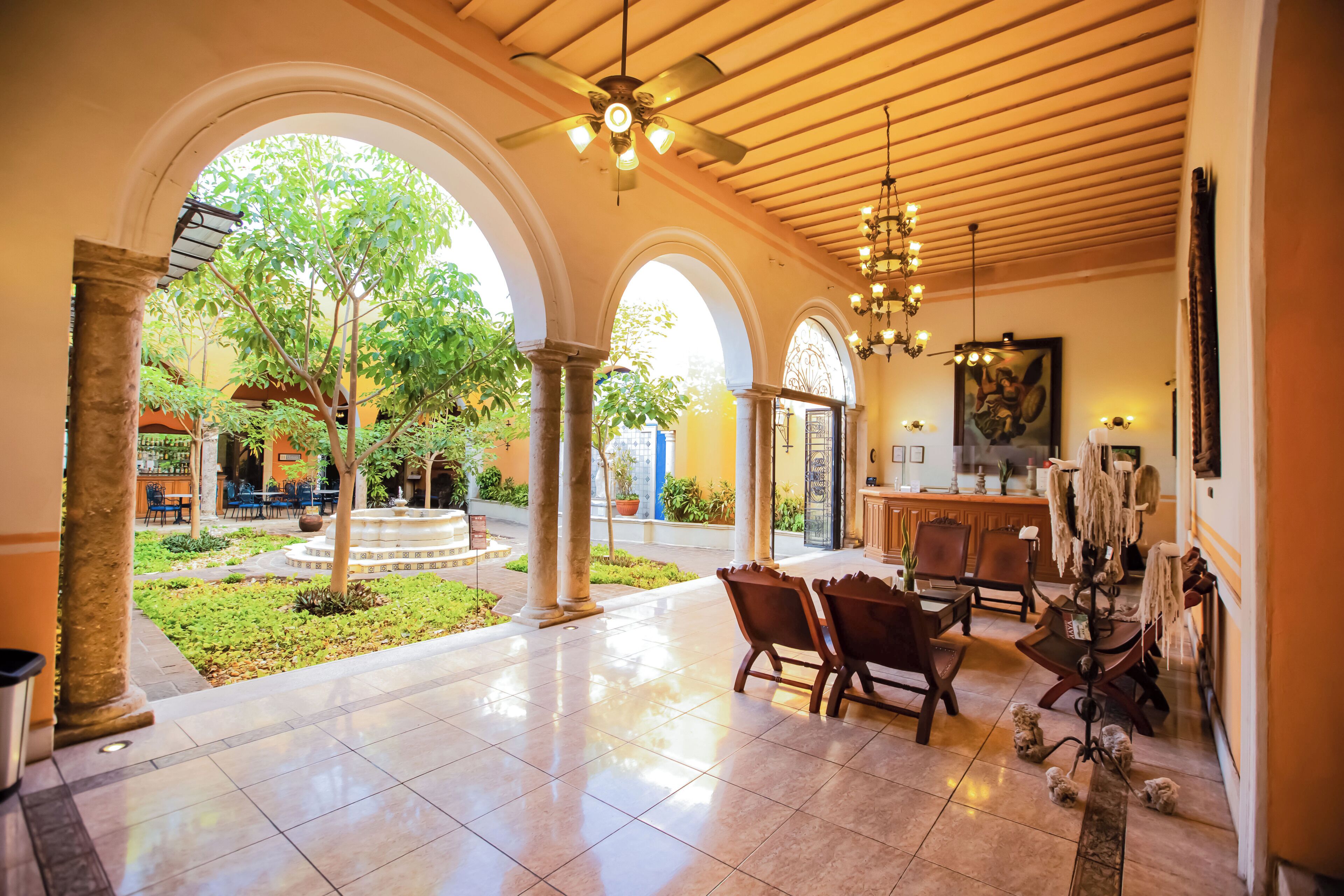 Televisor de ecrã plano de 42 polegadas com canais via satélite 