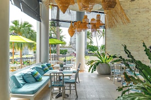 4 restaurantes: opção de café da manhã, almoço e jantar