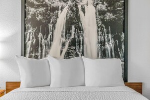 Quarto Standard, 1 cama queen-size | Secretária, ferro/tábua de engomar, berços/camas para crianças grátis 
