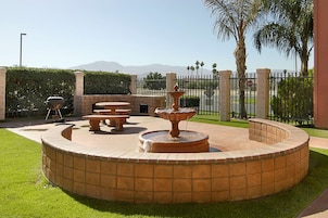 Área para churrascos e piqueniques