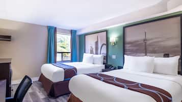 Quarto Standard, 2 camas queen-size | Camas de colchão pillowtop, secretária