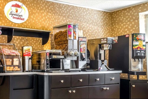 Super 8 by Wyndham North Bergen NJ/NYC Area Reviews, Deals & Photos ...