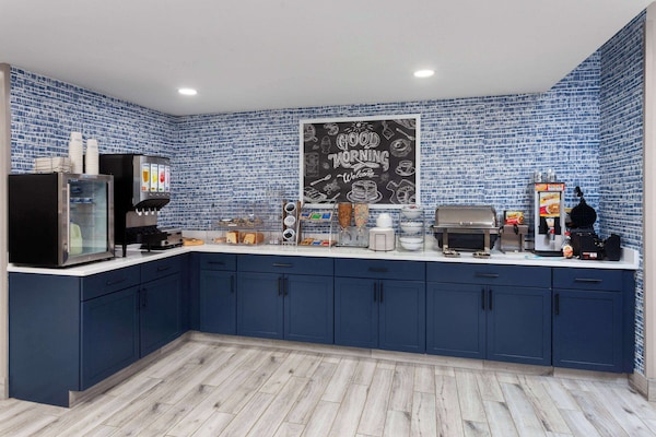 Americinn By Wyndham Eagle River Downtown - Eagle River