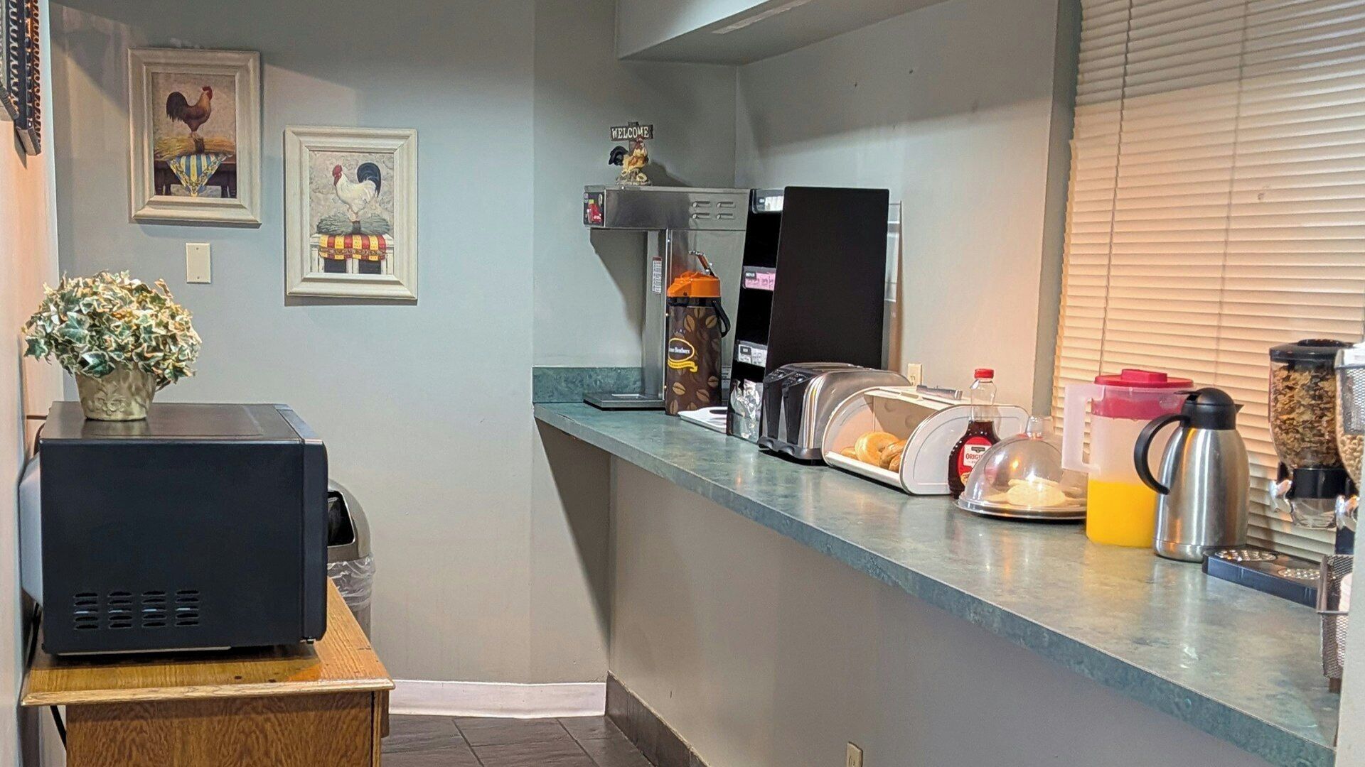 Café da manhã continental grátis todos os dias