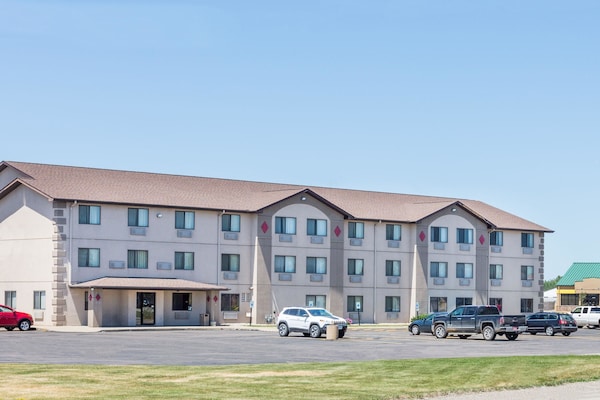 Super 8 By Wyndham Sioux City South - Sioux City, IA