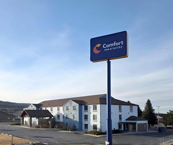 Comfort Inn & Suites Summerset - North Rapid City - Piedmont, SD