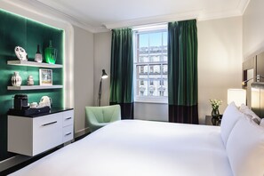 Quarto Premium, 1 cama king-size (Luxury Waterloo Place/Pall Mall View) | Vista do quarto