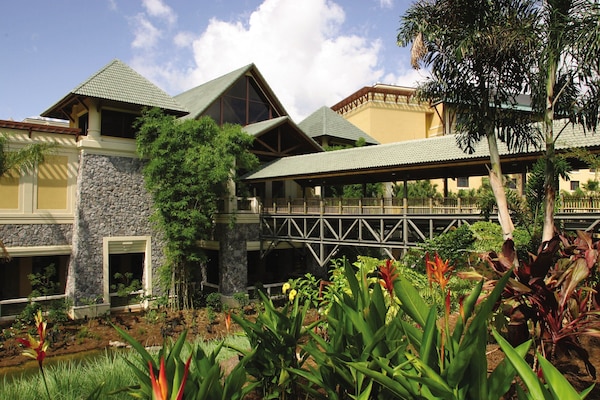 Universal’s Loews Royal Pacific Resort - Orlando, FL