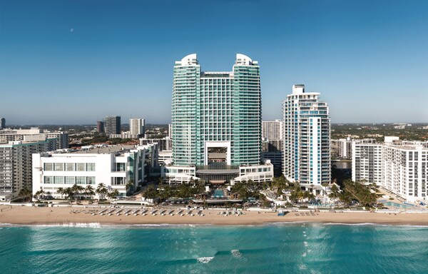 Signia By Hilton Diplomat Beach Resort - North Miami Beach