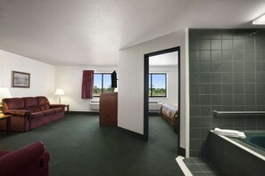 Suite-Estúdio, 1 cama king-size, não fumadores | Cofre no quarto, cortinas/cortinados opacos 