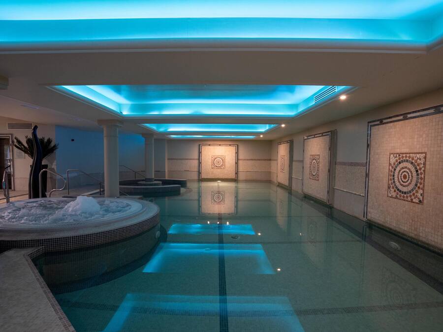 Piscina interior