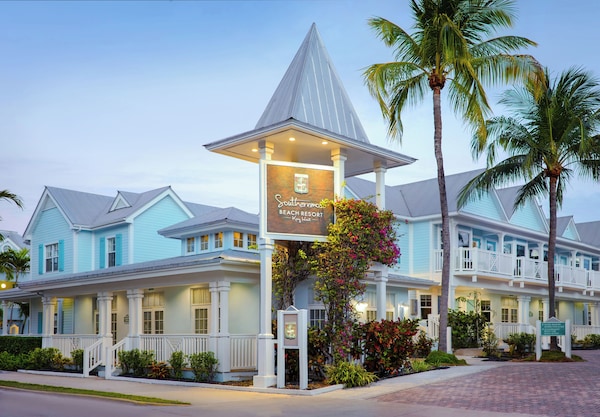 Southernmost Beach Resort And Guesthouses - Florida Keys, FL