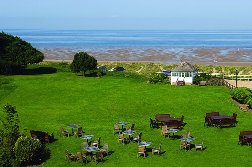Le Strange Arms, Hunstanton: Info, Photos, Reviews | Book at Hotels.com