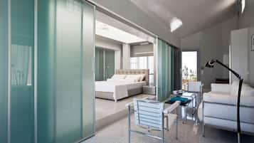 Master Suite, Volcano View | Lençóis de algodão egípcio, minibar, cofre com capacidade para portátil